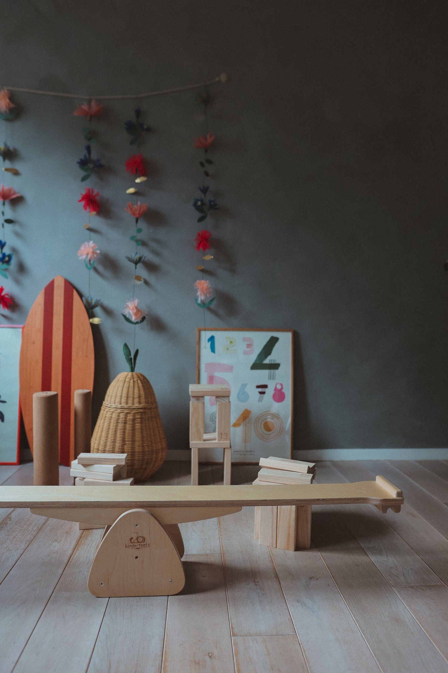 Pikler Balance Beam – Kinderfeets Canada